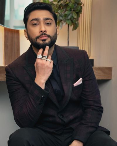 Zaid Darbar - Zaid Darbar Biography – Indian Dancer, Influencer and ...